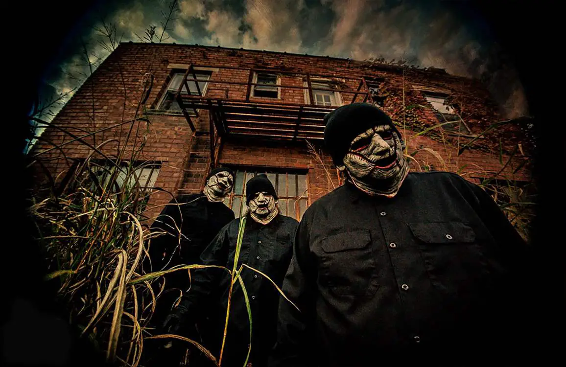 Alla Xul Elu Drops By For A Chat Exclusive Wicked Horror