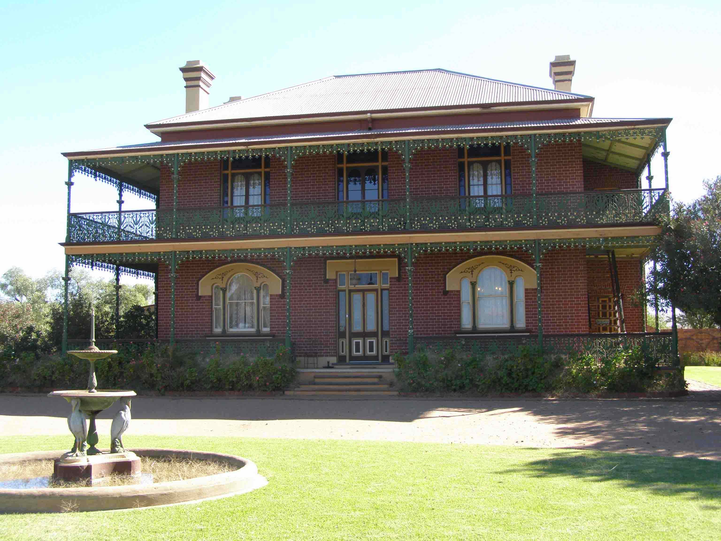 Haunted Houses- Ghost Galore (part one) - Wicked Horror