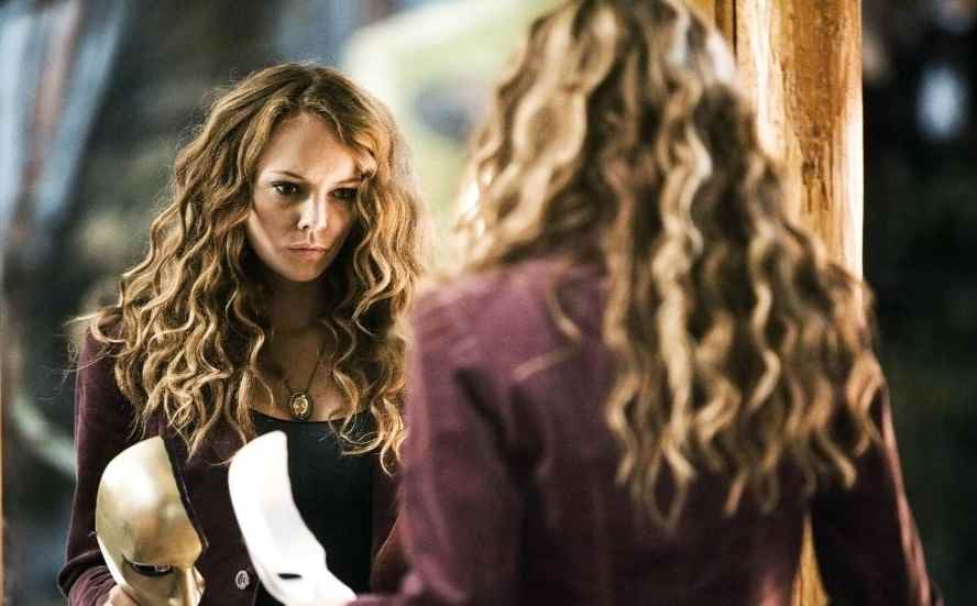 Why Hostel Part II is More Appealing to Female Horror Fans than the ...